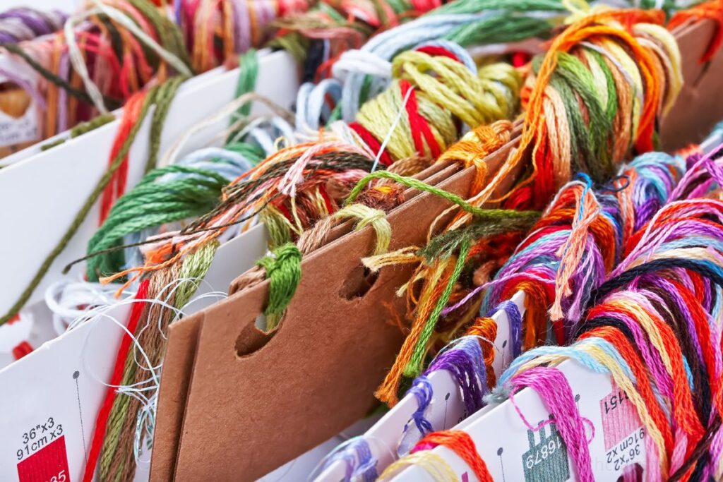 How To Embroider By Hand: A Beginner's Guide To Beautiful Stitches ...